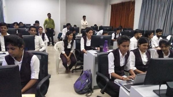 LeadSoft IT Solutions | IT Training -Refrens